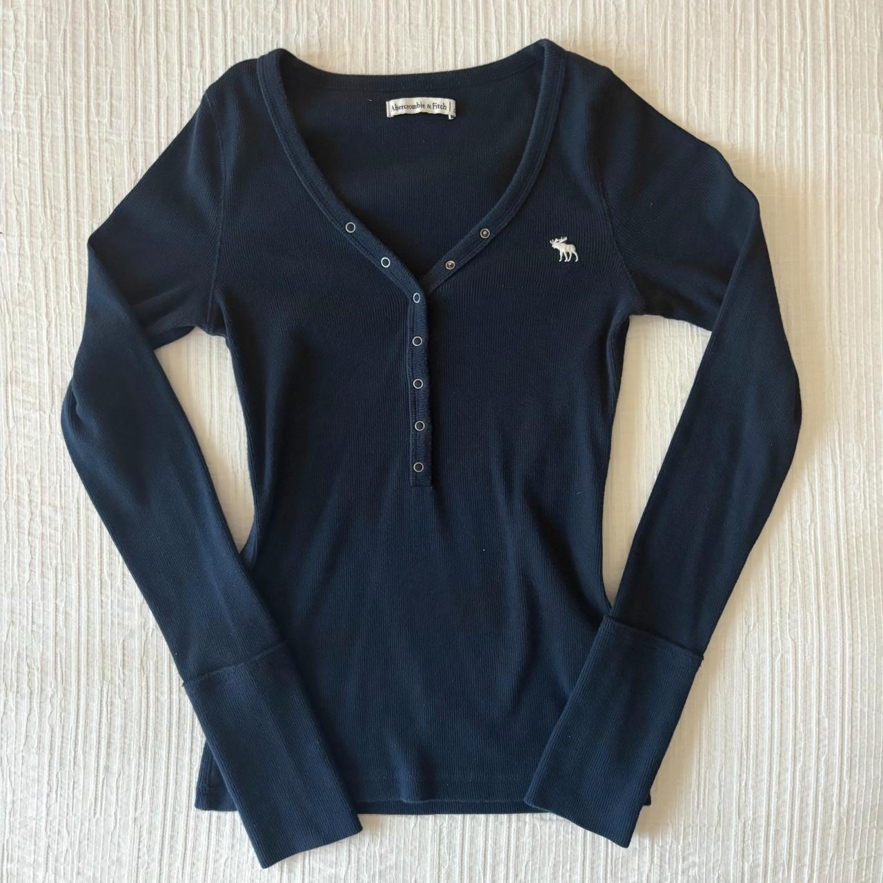 Abercrombie & Fitch Henley - navy | #bellaswan... | Depop