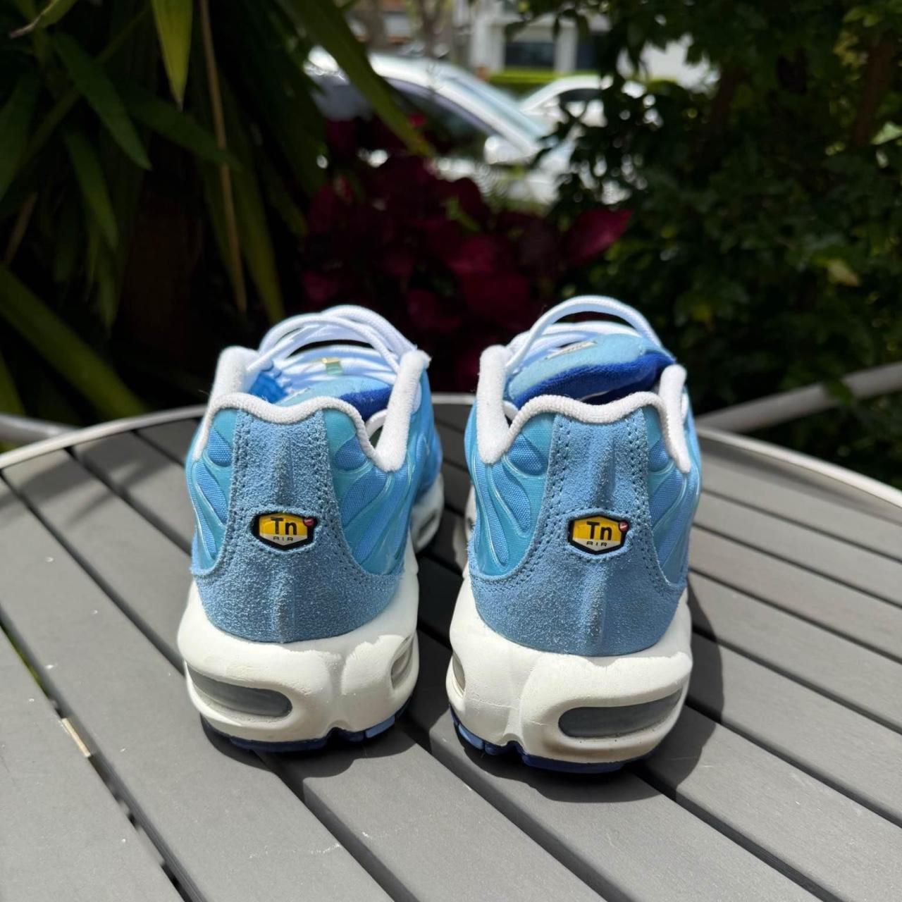 NIKE ‘UNI BLUE’ TNS 💧 Very minor marks all round... | Depop