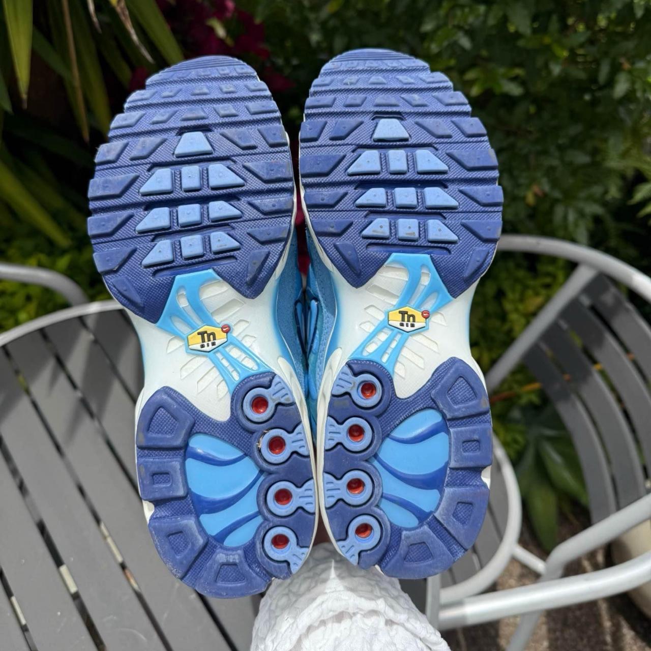 NIKE ‘UNI BLUE’ TNS 💧 Very minor marks all round... | Depop