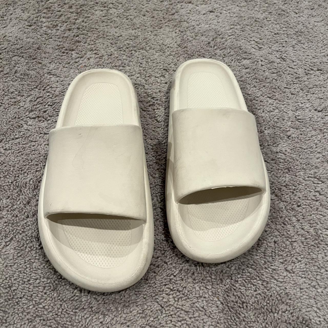 Tan Unbranded Slides Size 12 - Depop