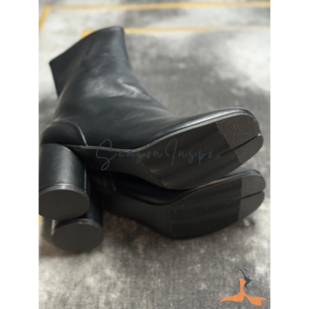 🧡Sizing🧡 Please refer to the sizing guide in the... - Depop