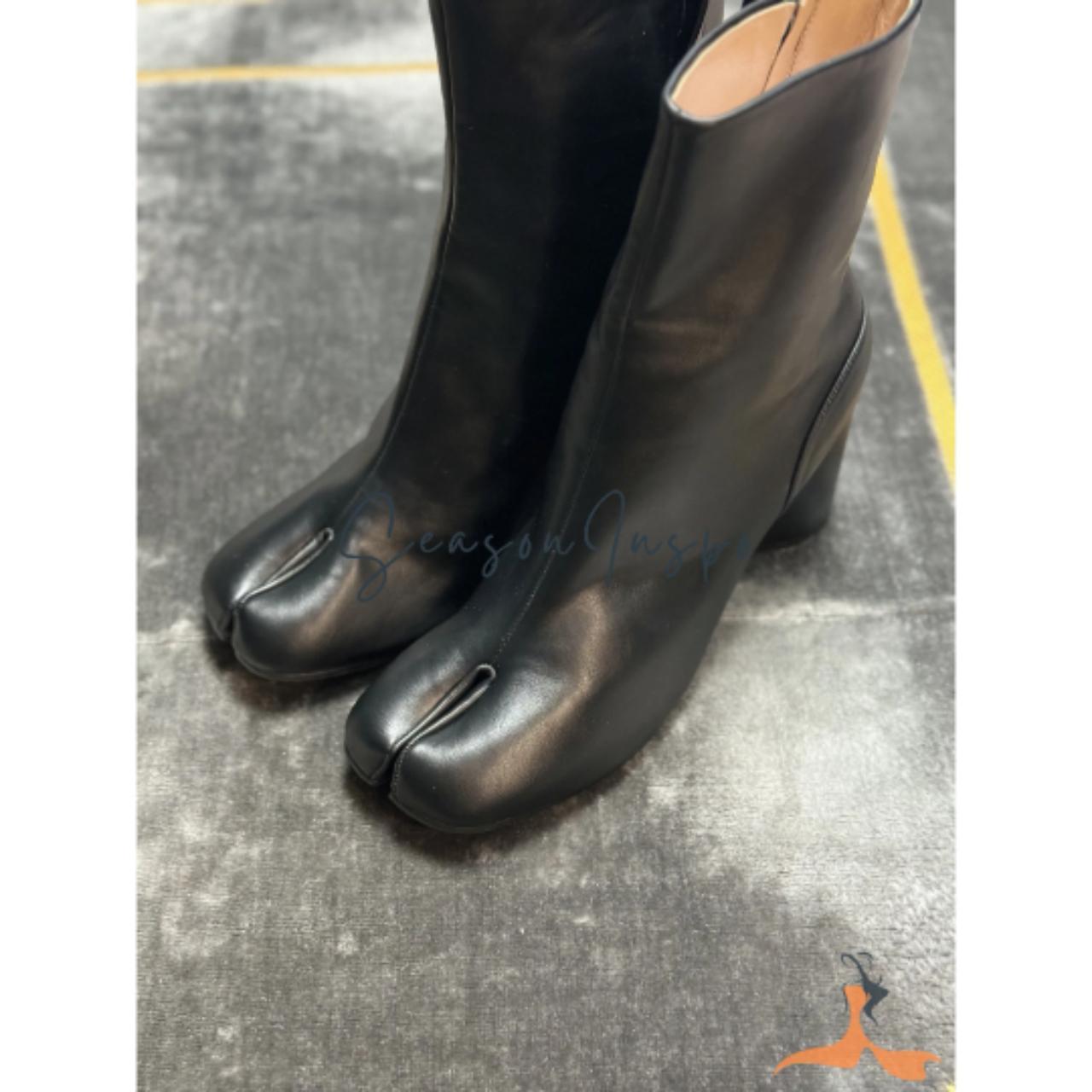 🧡Sizing🧡 Please refer to the sizing guide in the... - Depop