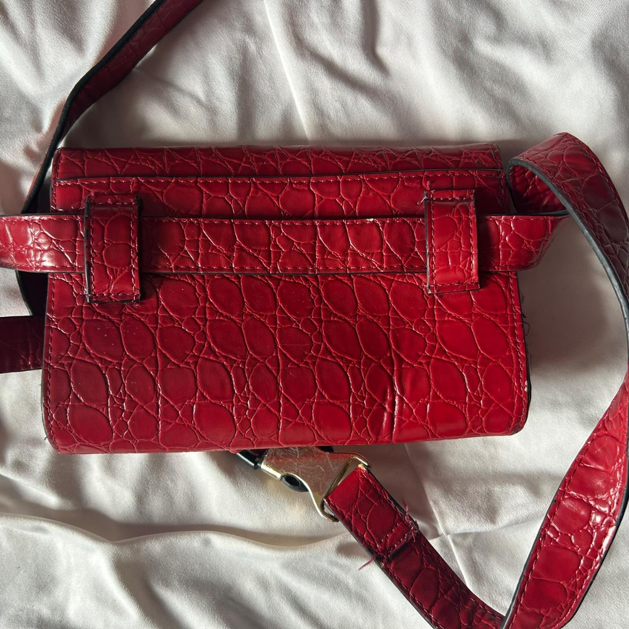 River Island cross body bag Can be worn across the... - Depop