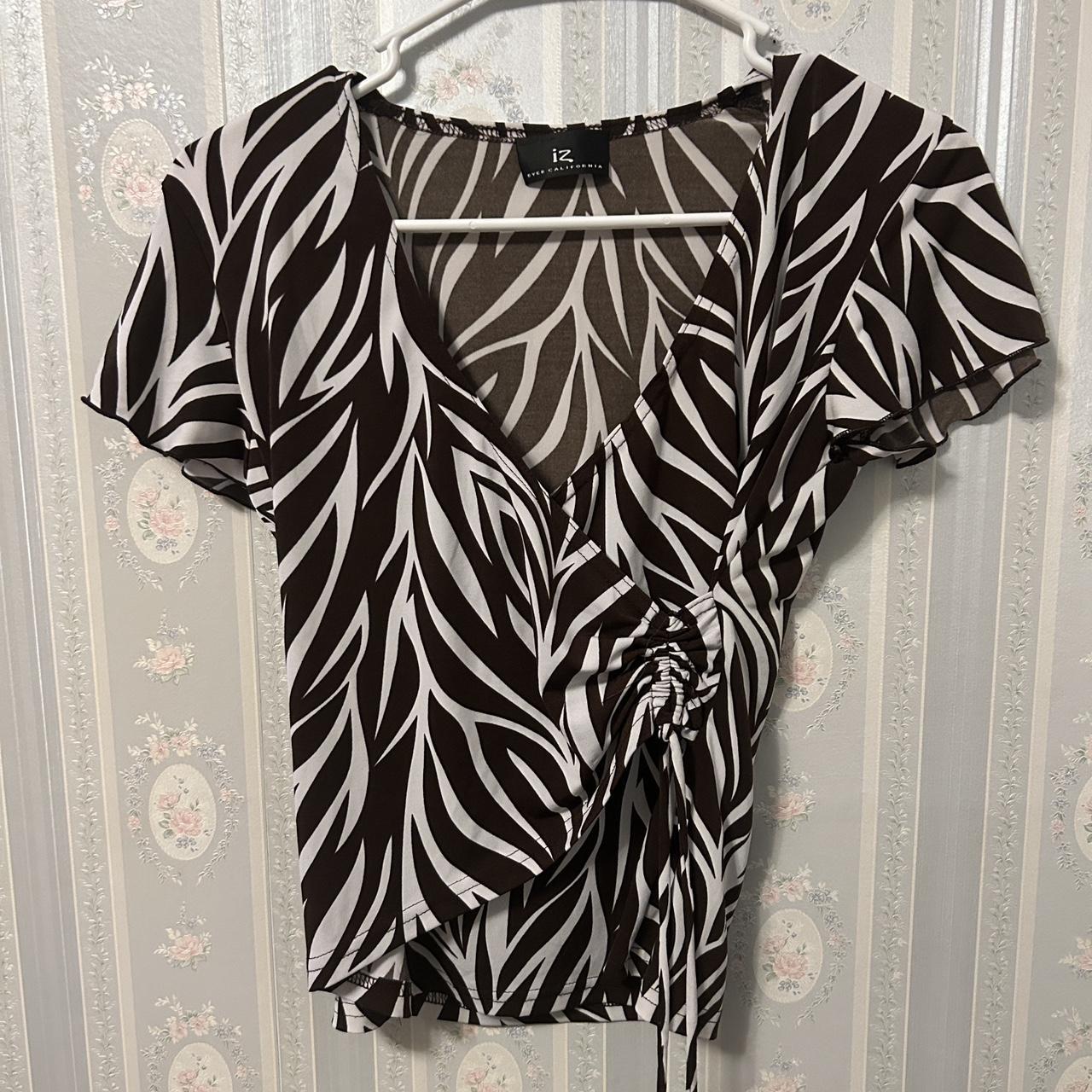 vintage v neck zebra pattern top good condition no... - Depop