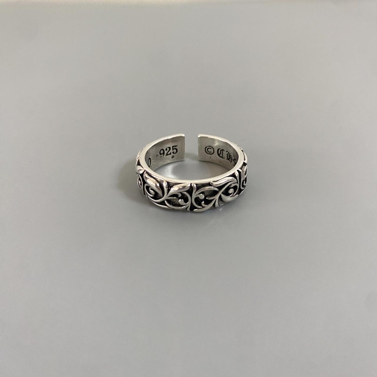 y2k vintage retro style ring for man and women ... - Depop