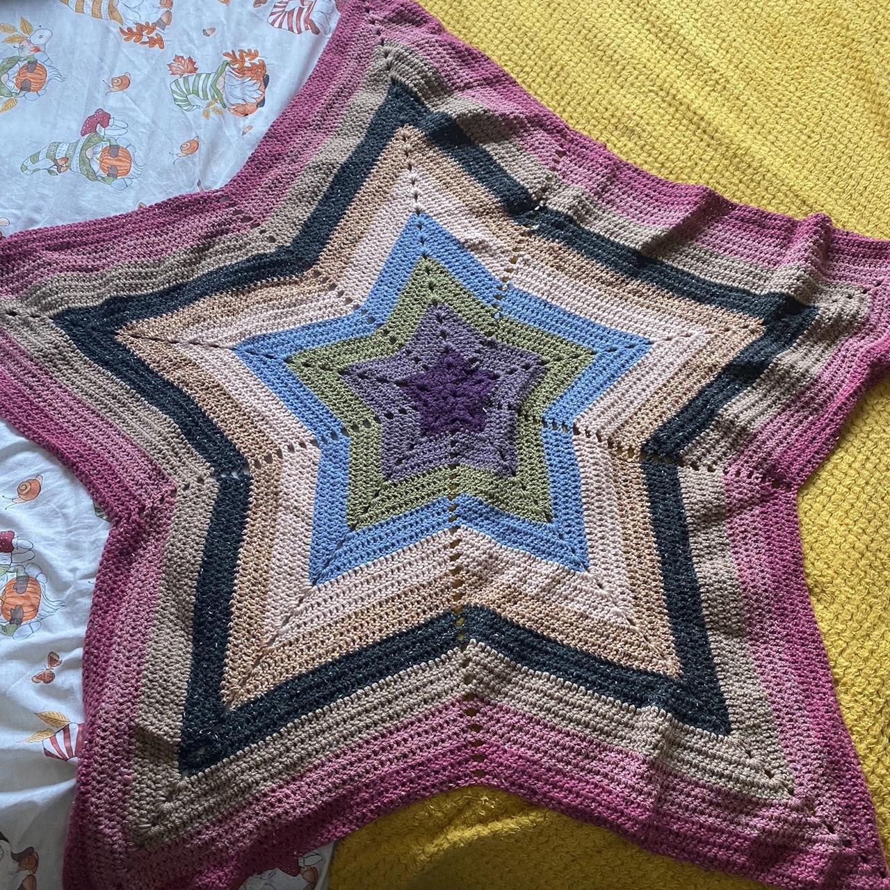Handmade crochet 5 point star blanket/throw - Depop