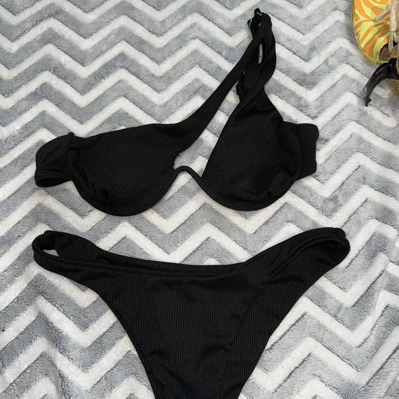 Black underwire bikini worn once - Depop