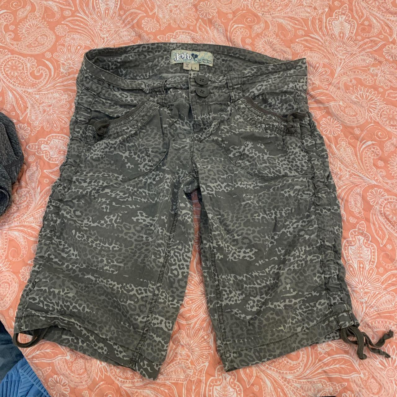 Cute jorts Length: 17 inches Fits size 4 low waisted - Depop