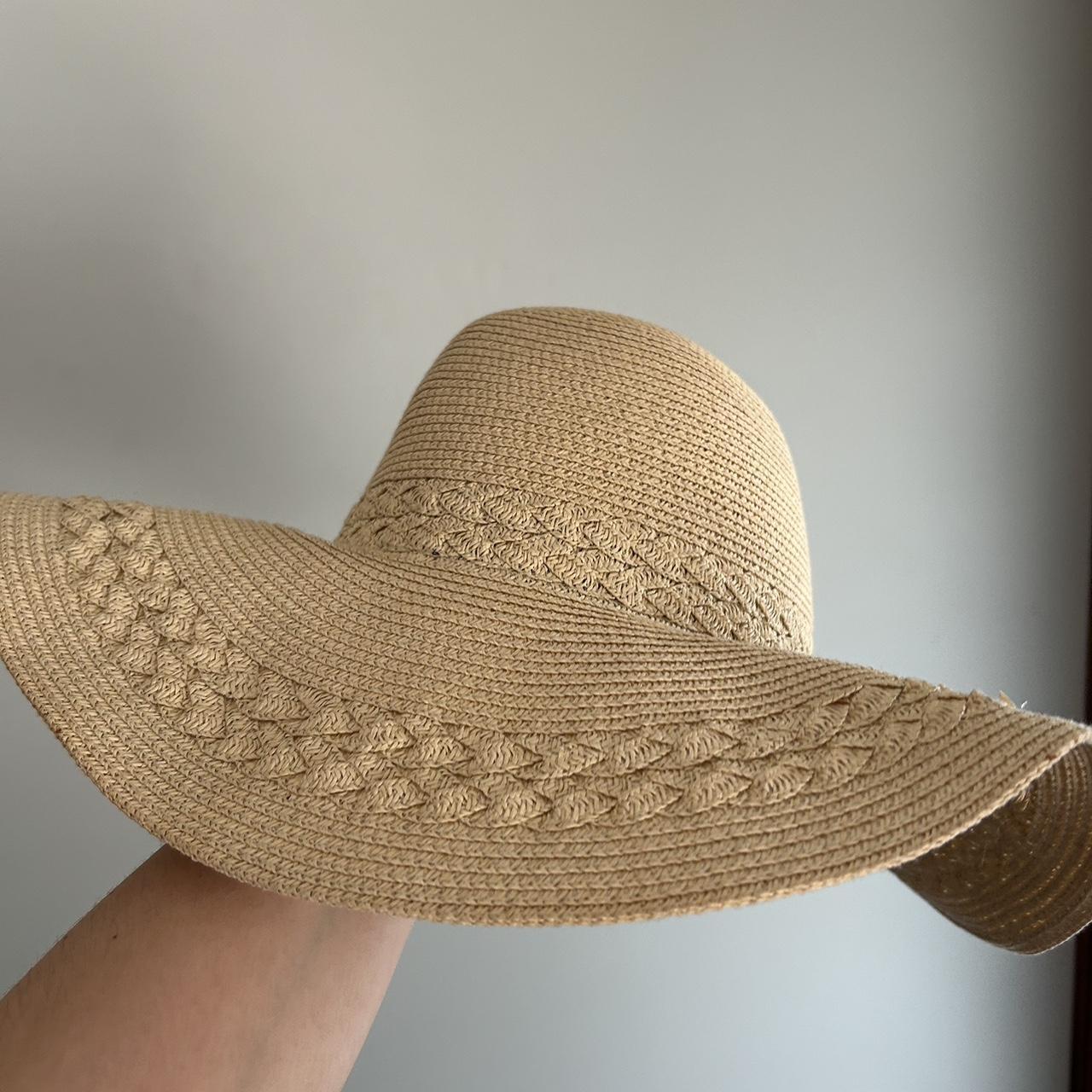 Mooloola sun hat. - Depop