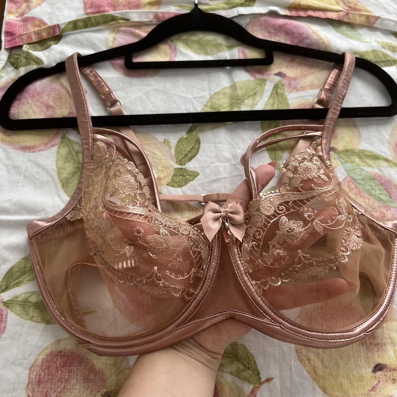 Zoe bra size 10G - Depop