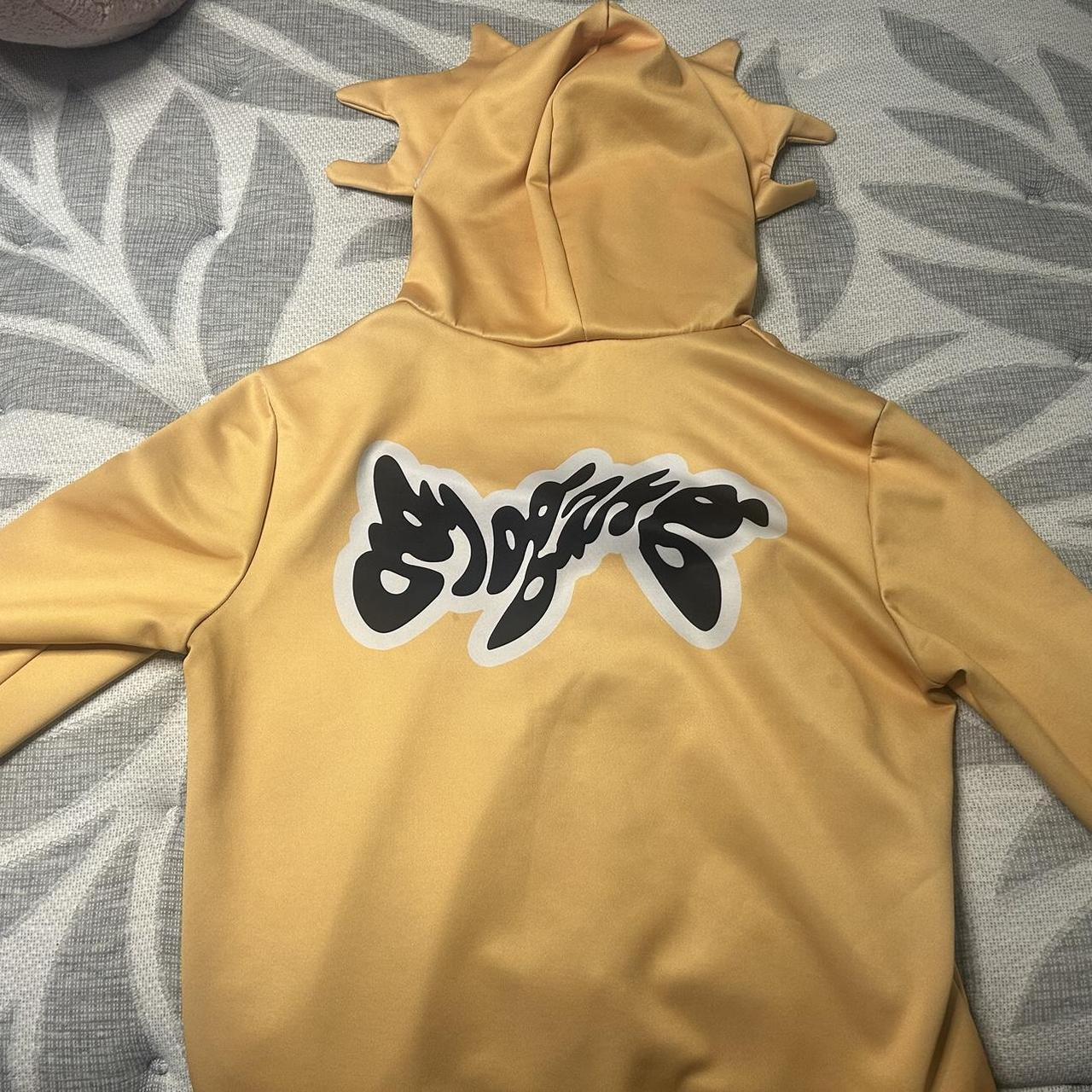 GLOGANG HOODIE - Depop