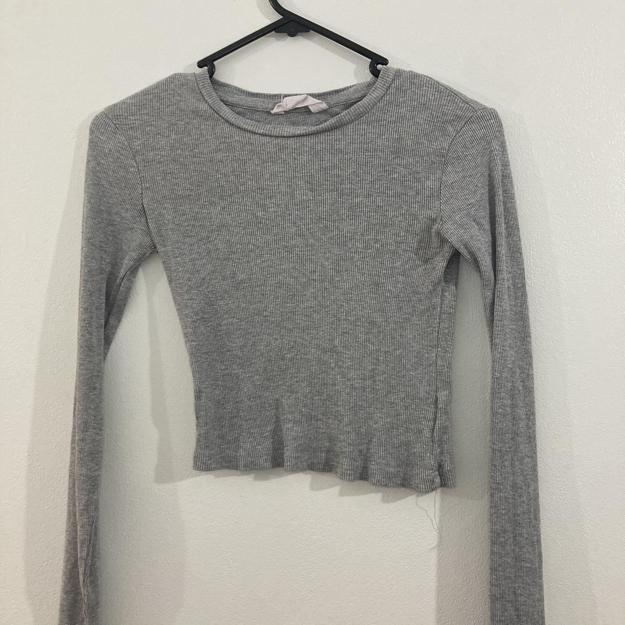 Grey long sleeve Glassons size small - Depop