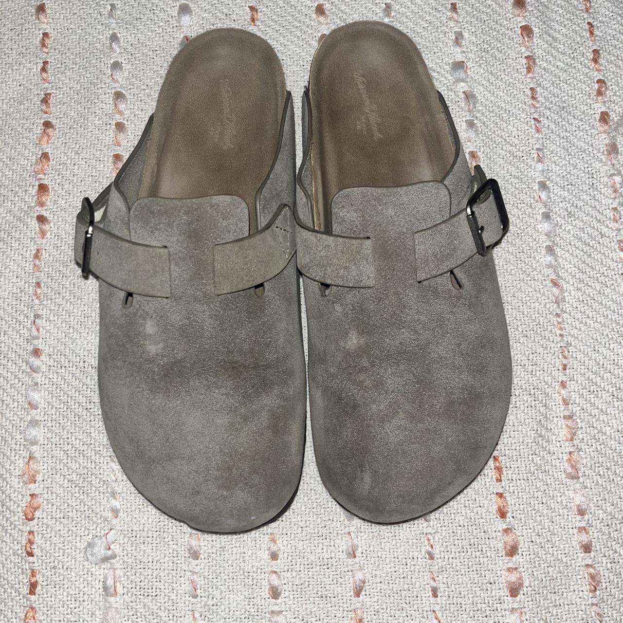 universal thread clogs -original price $30.00 -used... | Depop