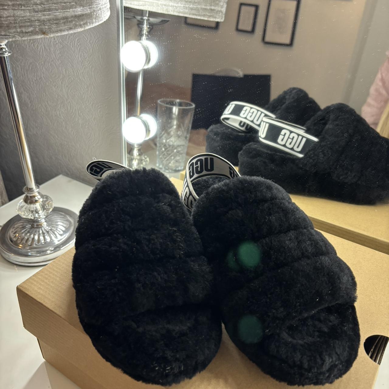 UGG black fluff slipper Size 4 Worn once - Depop