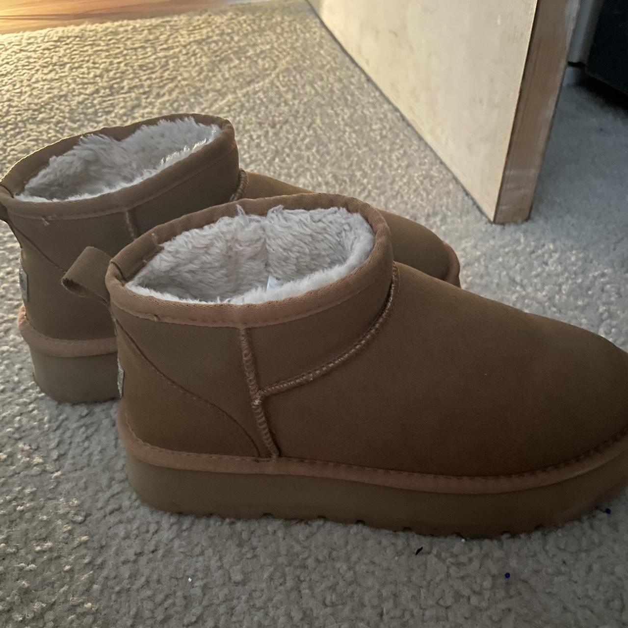 fake uggs :)) - Depop
