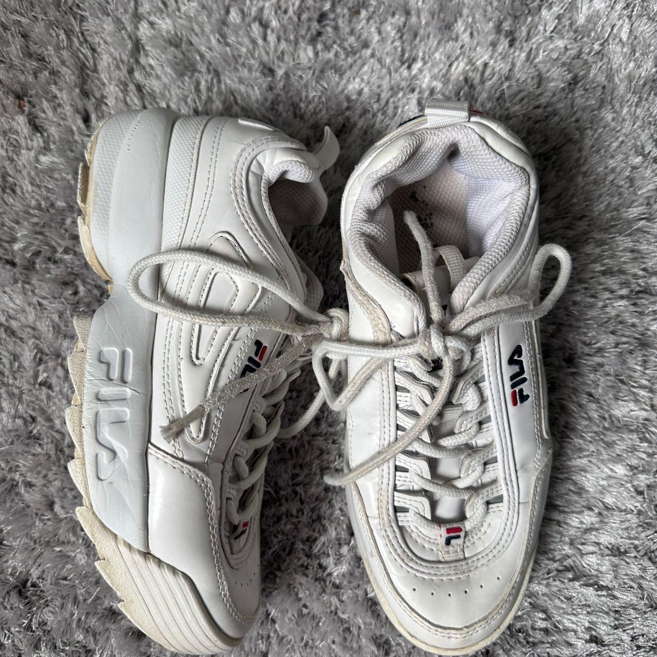 Womens white chunky fila trainers UK 2.5 Perfect... - Depop