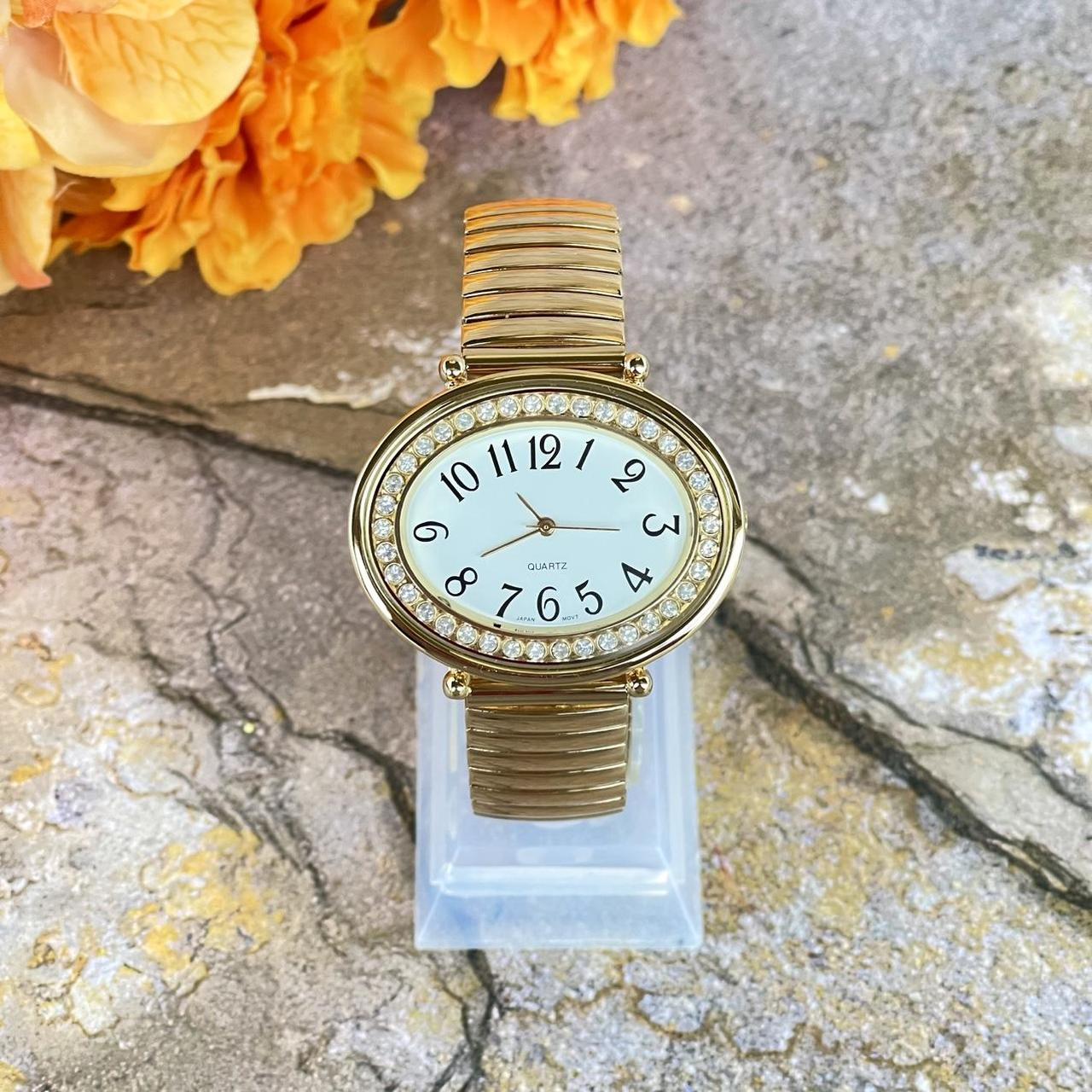 Vintage Gold Avon Watch (Working) A93 For the girl... | Depop