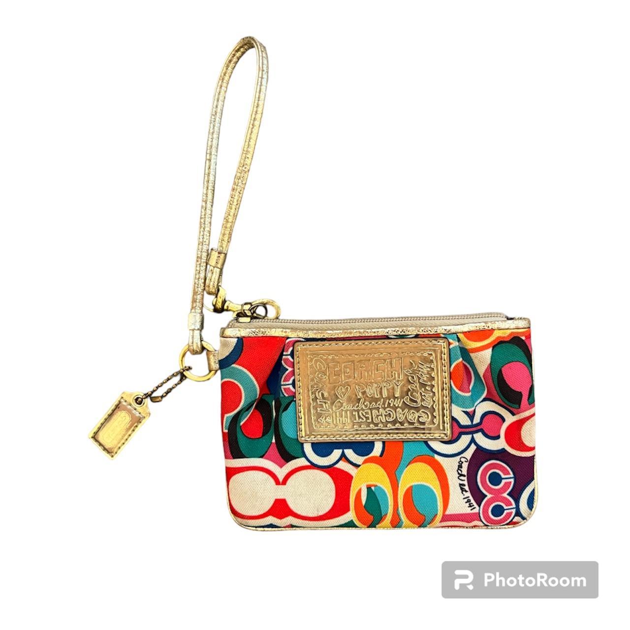 Coach wristlet early 2000s poppy collection - Depop