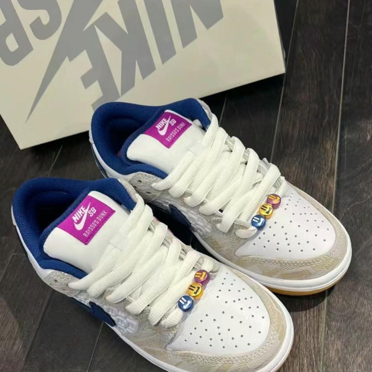 Nike dunk smiley pair shoes - Depop