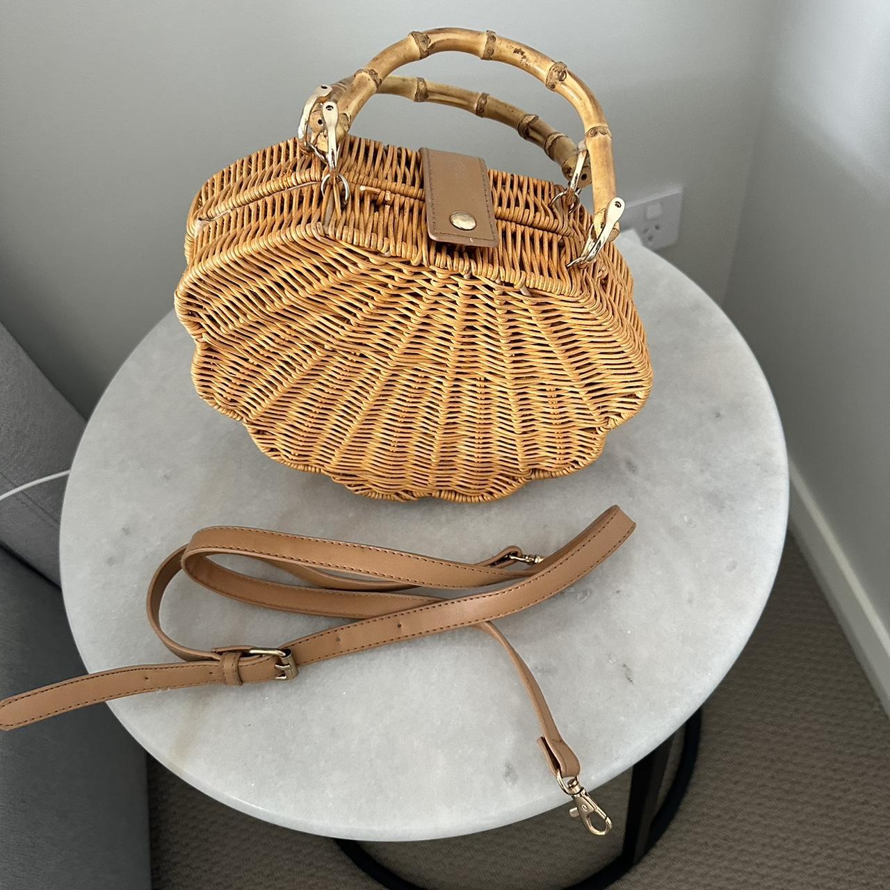Cute wicker clutch bag - Depop