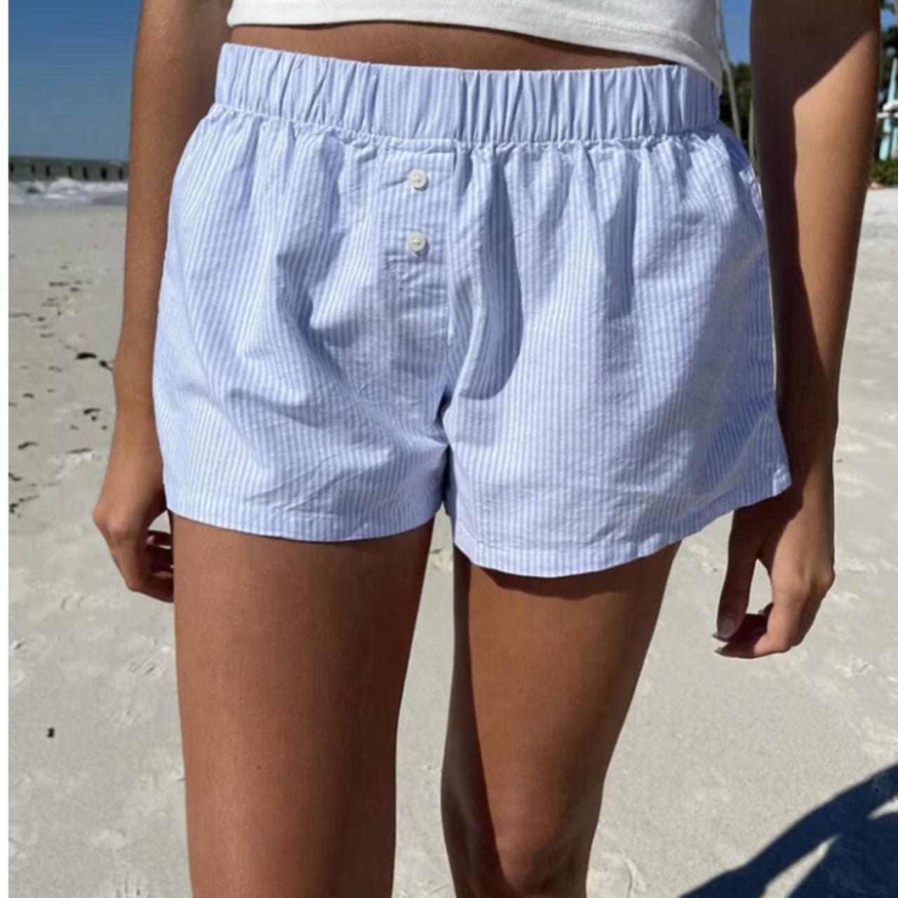 Loose strip button shorts - Depop