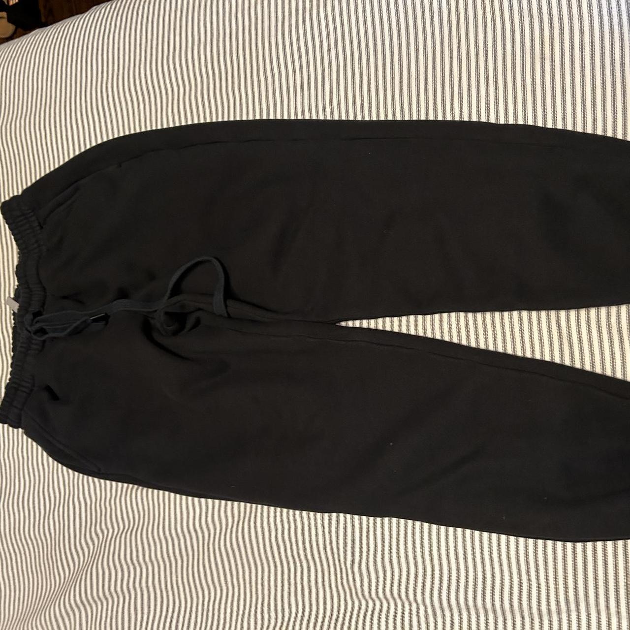 FABLETICS SWEATS | Size M - Depop