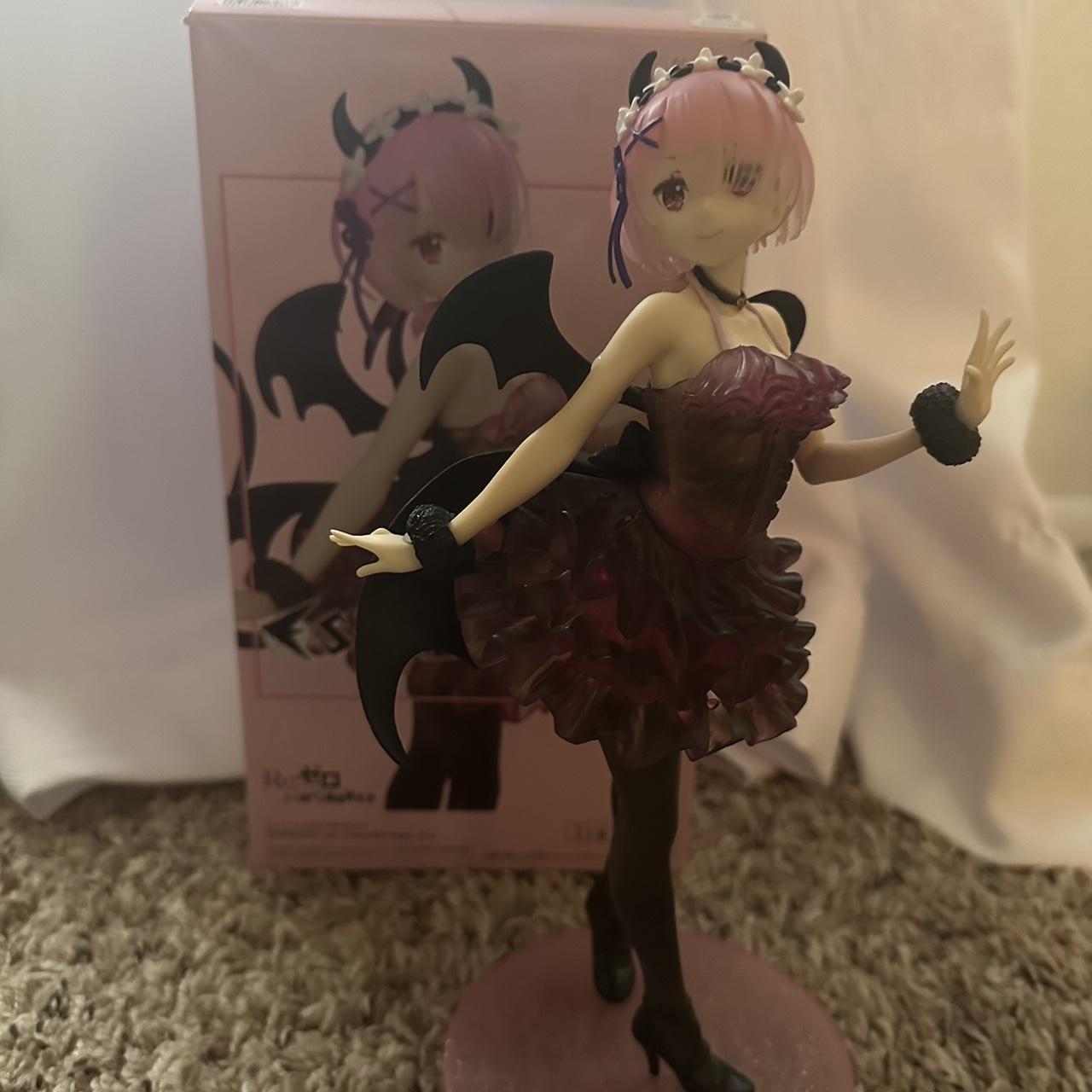 re: zero rem figure, her stand has a few scratches... - Depop