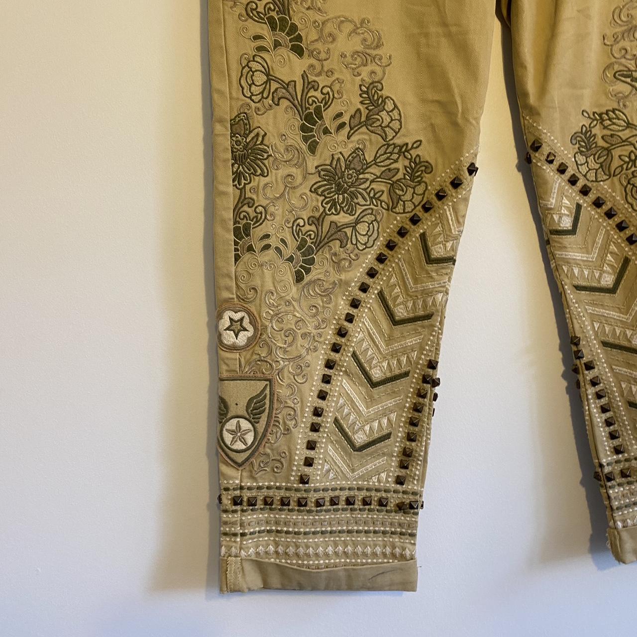 Spell pants !!!!!!!!!! With incredible embroidery... - Depop