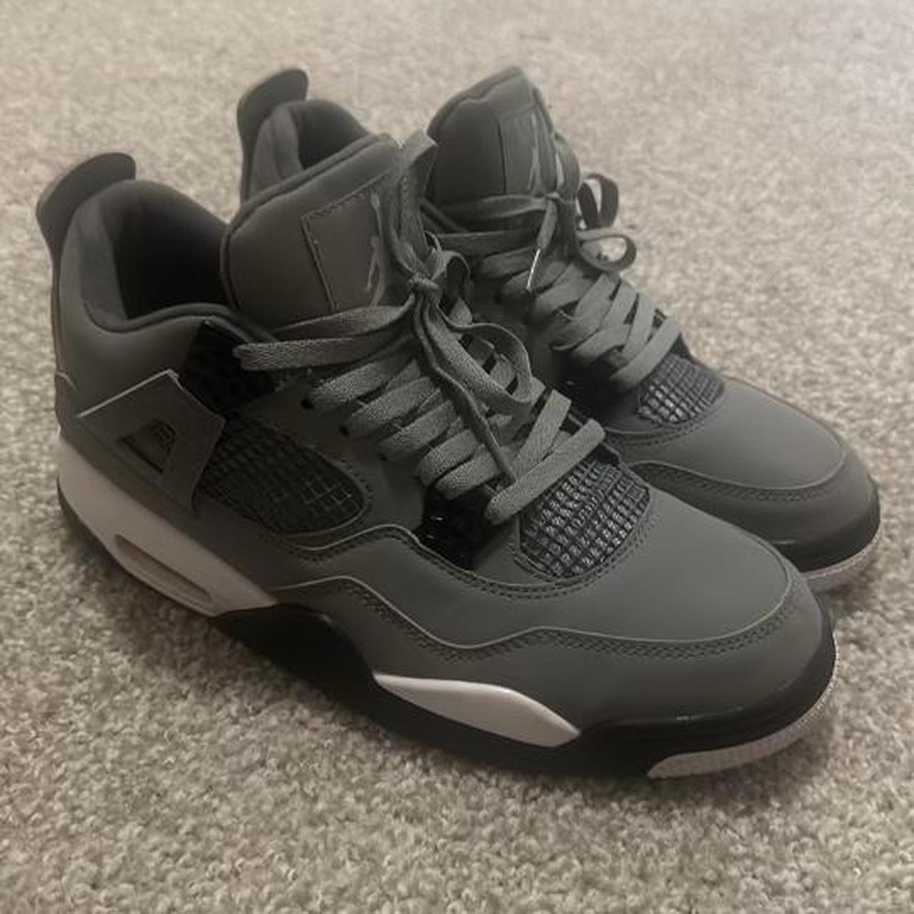 Cool Grey 4s Jordan Size 10 No box QUICK SHIPPING... - Depop