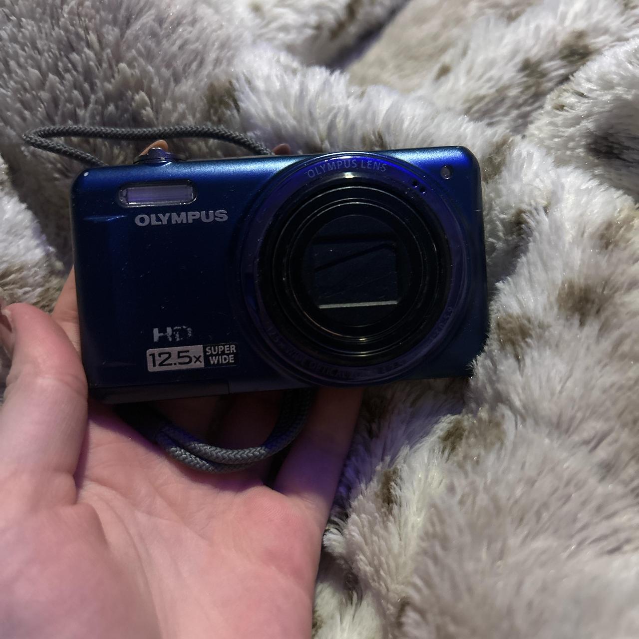 12.5 Olympus hd digital blue camera !! -pictures... - Depop