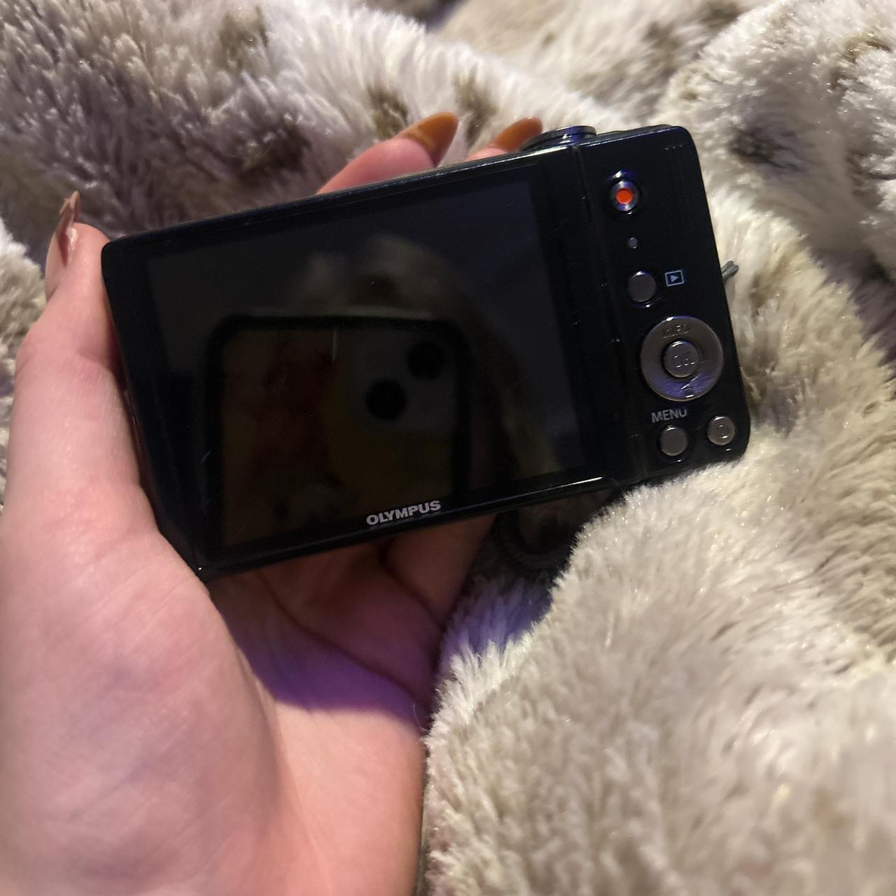 12.5 Olympus hd digital blue camera !! -pictures... - Depop