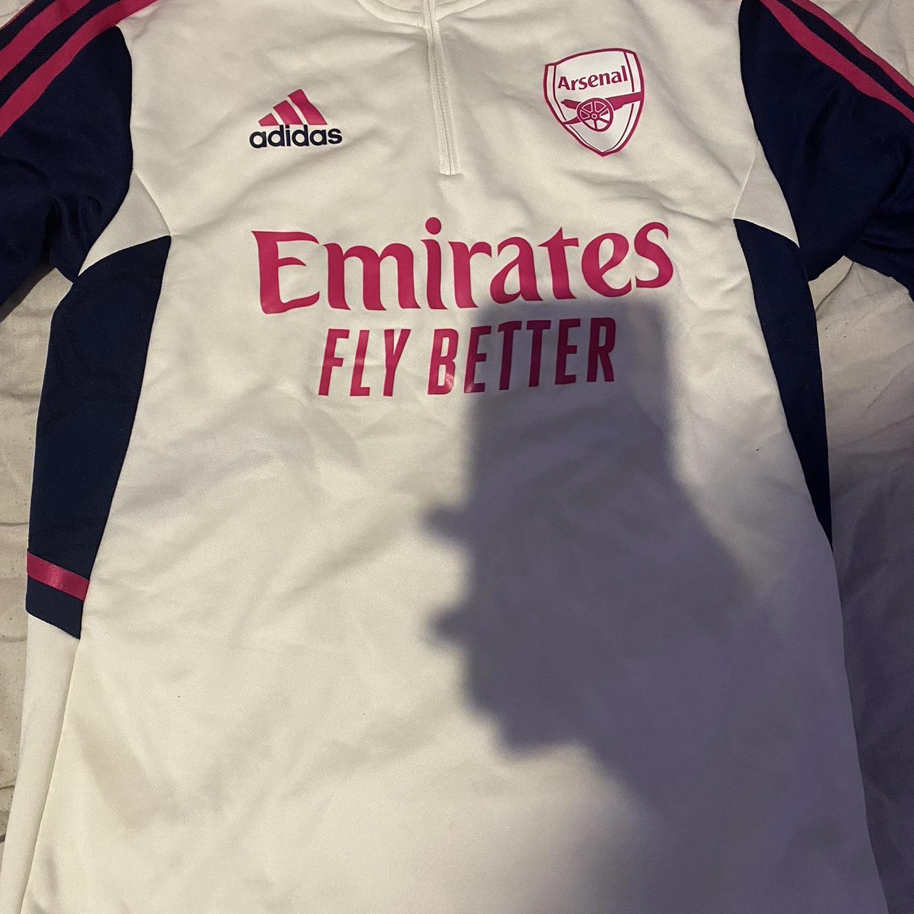 Adidas Arsenal football training top S - Depop