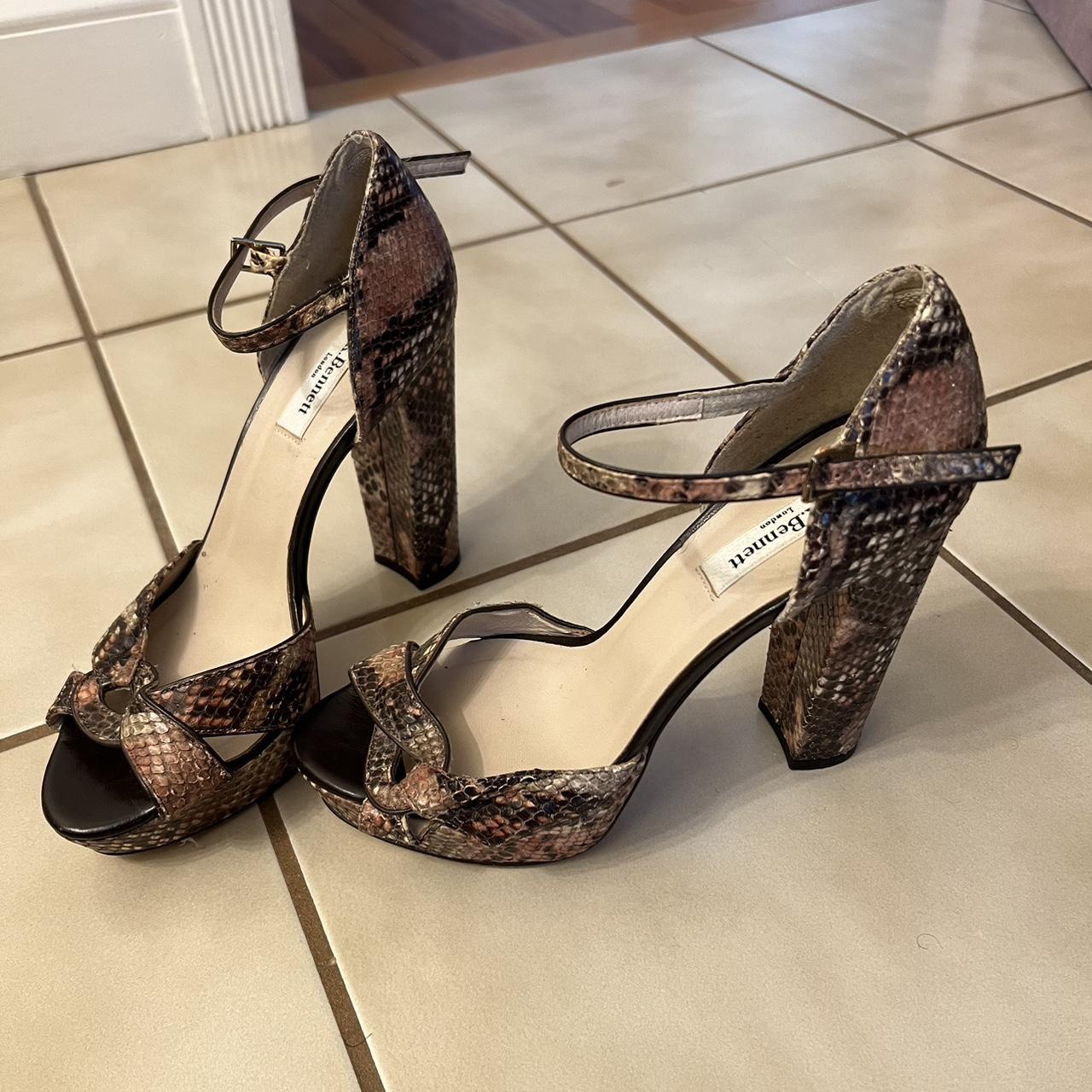 Lk Bennett Platform heels; size 39 or 8. Never worn - Depop