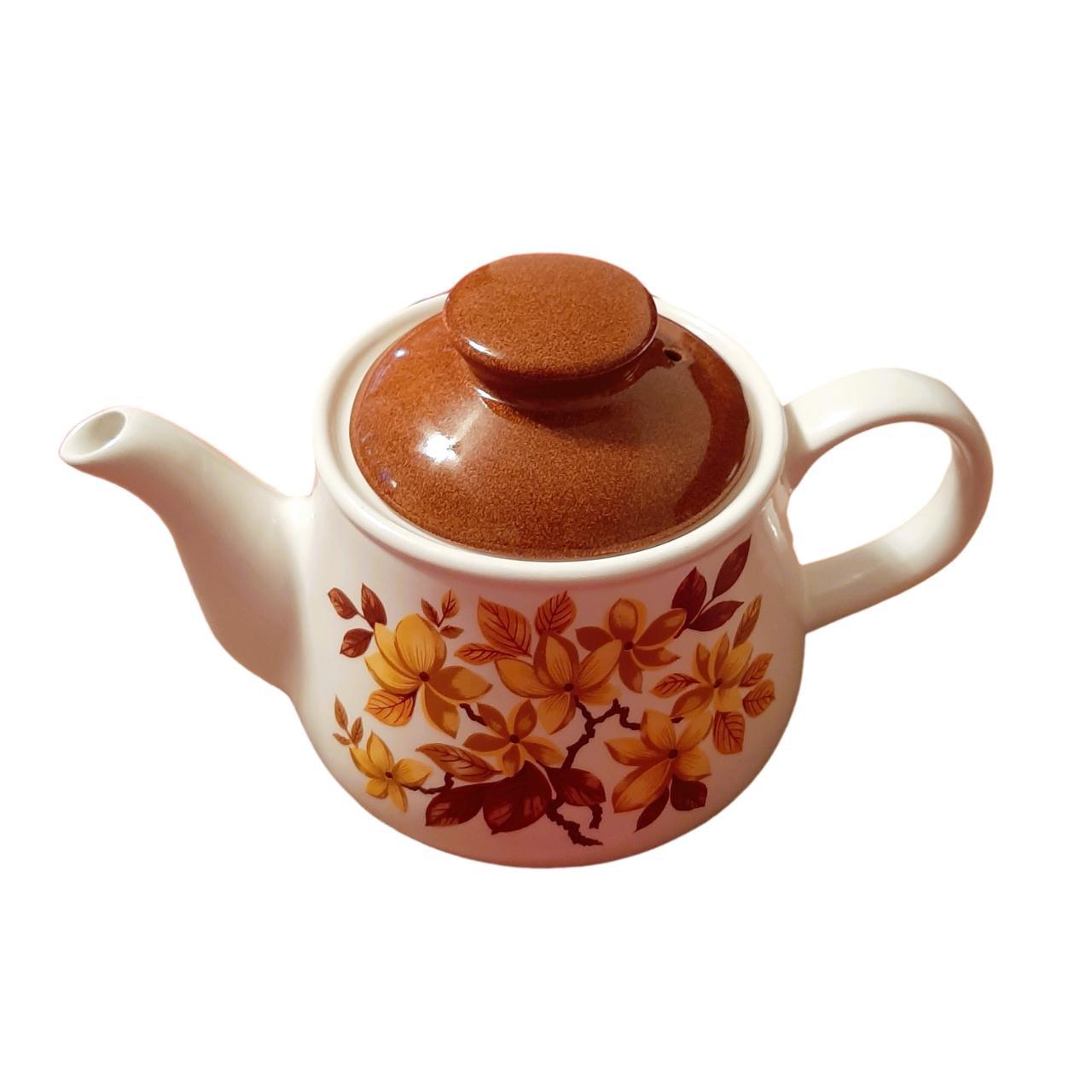 Beautiful Vintage 1970 Sadler England Autumn Leaves... - Depop