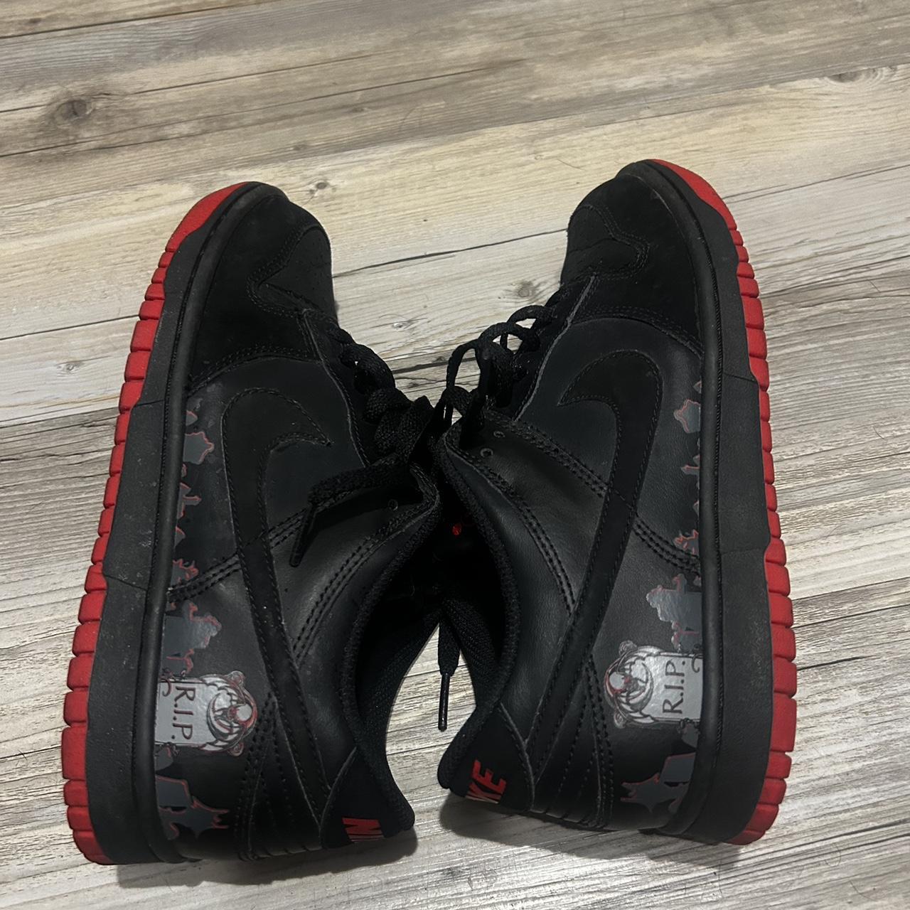 Nike dunk low GS Halloween rip Sz 7y Rare Good... | Depop