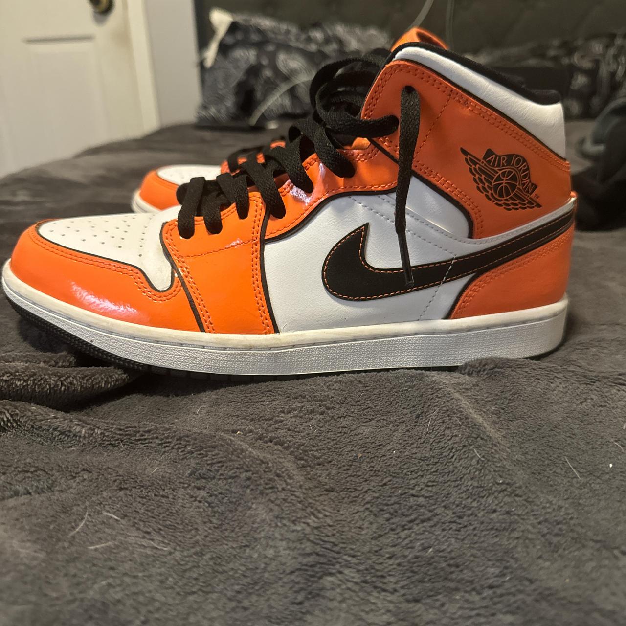 Jordan 1 mids “Tuff Orange” size 9.5 w box worn only... - Depop