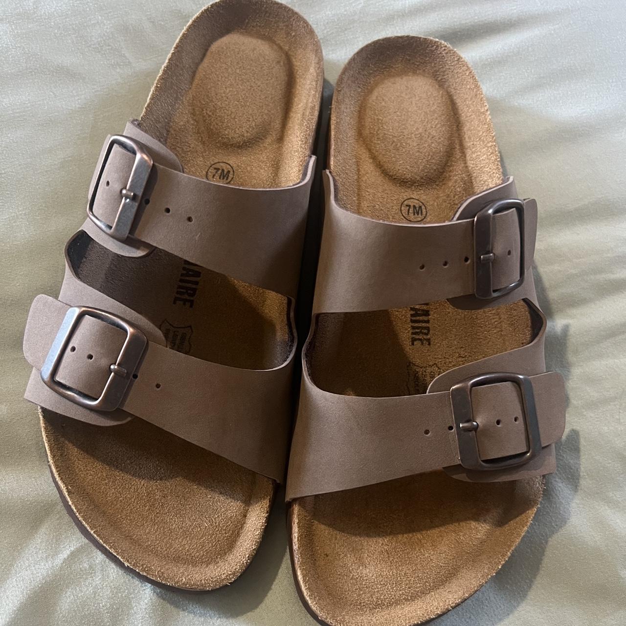 Cushionare Birkenstock style sandals worn once, size... - Depop