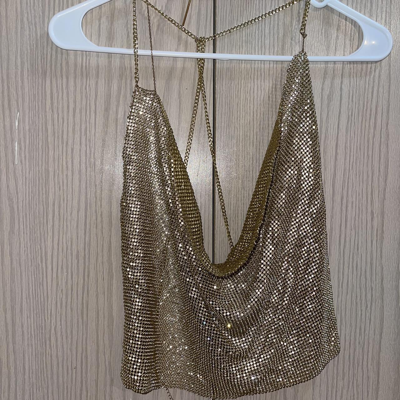 Gold chain top Never worn - Depop