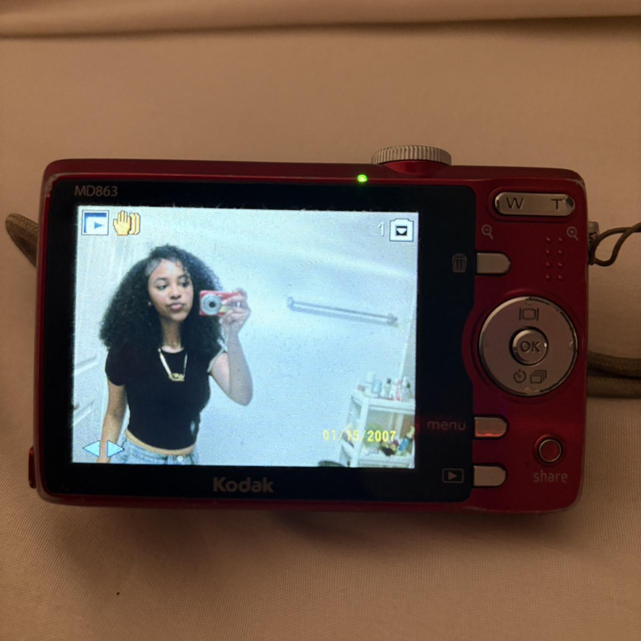 Kodak red digital camera really good digi cam!! But,... | Depop