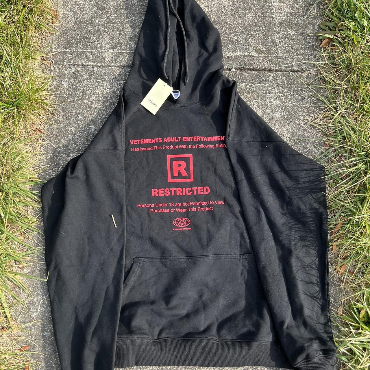 Vetements restricted rated R hoodie Size M Oversized - Depop