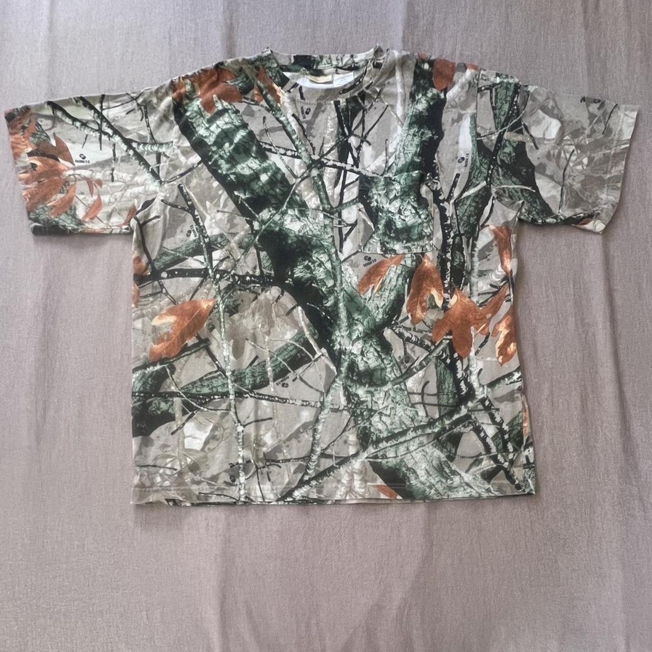 Outfitters Ridge Camo Pocket T-Shirt, Size XL - Depop