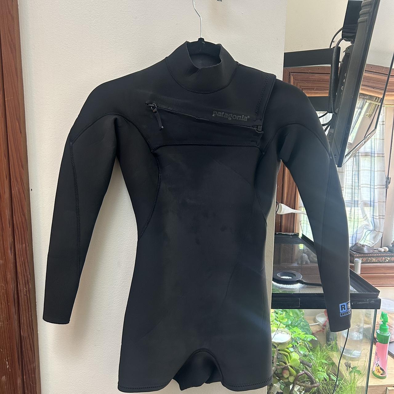 Patagonia wetsuit - Depop
