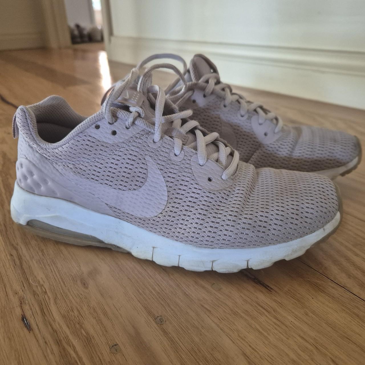 Nike Air Motion Running Max Women's US 8 UK 5.5 EU... - Depop