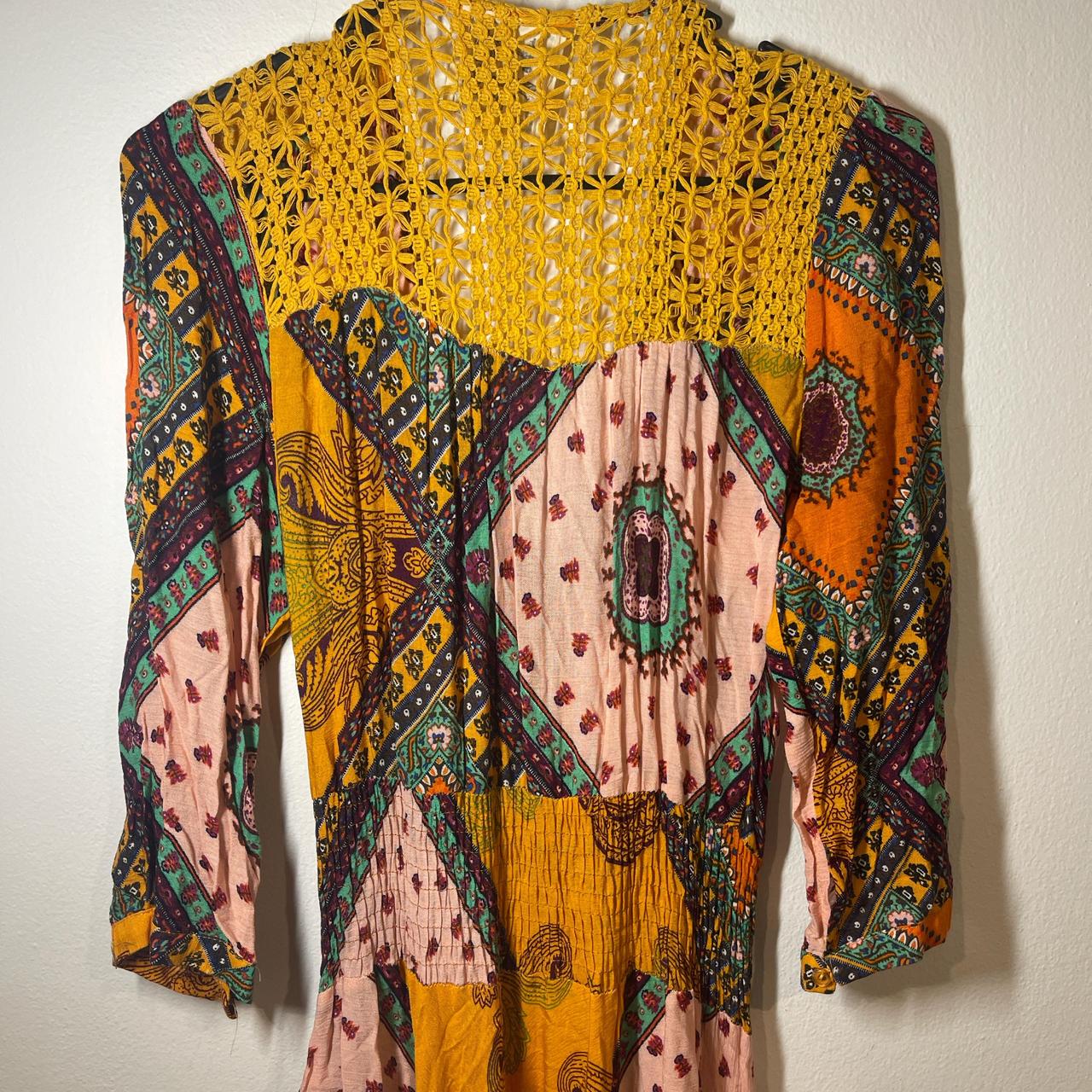 Vintage JAASE maxi dress with 3/4 sleeves. Buttons... - Depop