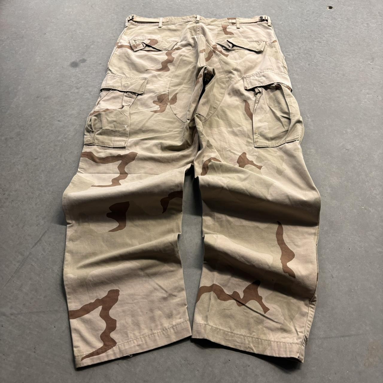 ⚔️ Desert Camo Pants ⚔️ Sz medium regular or... - Depop