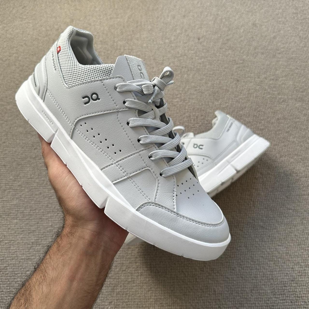 on running trainers never worn fm10/10... - Depop