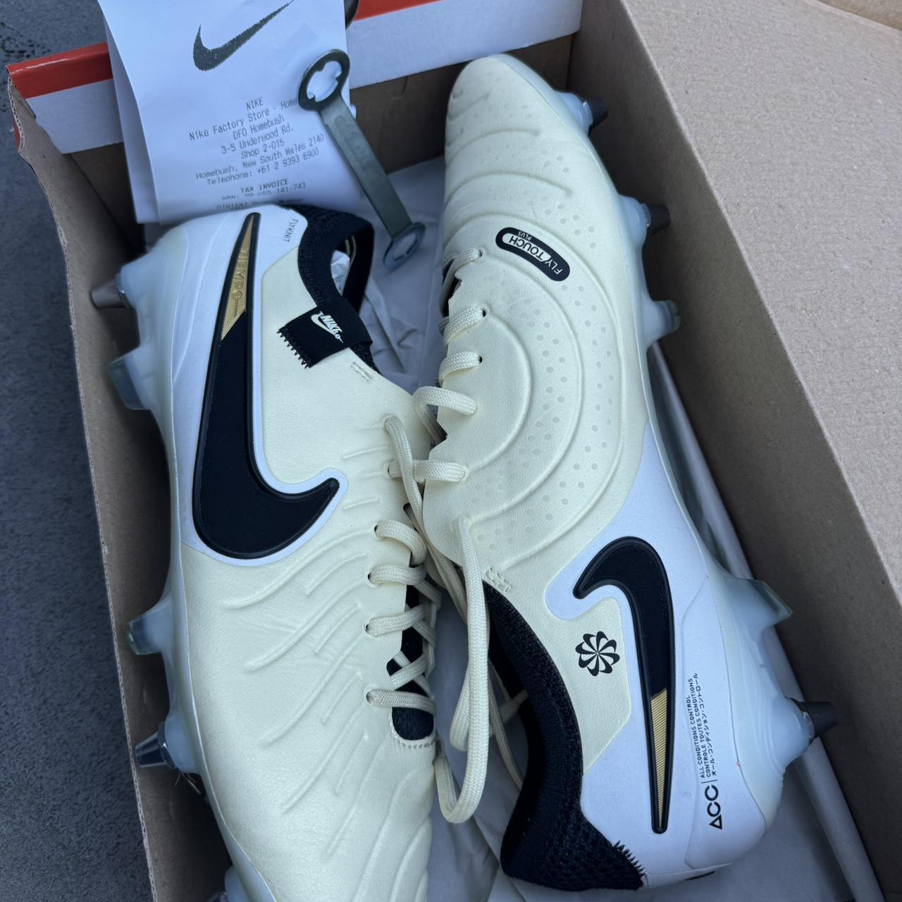 Legend 10 elite SG- PRO P lemonade /black metal... | Depop