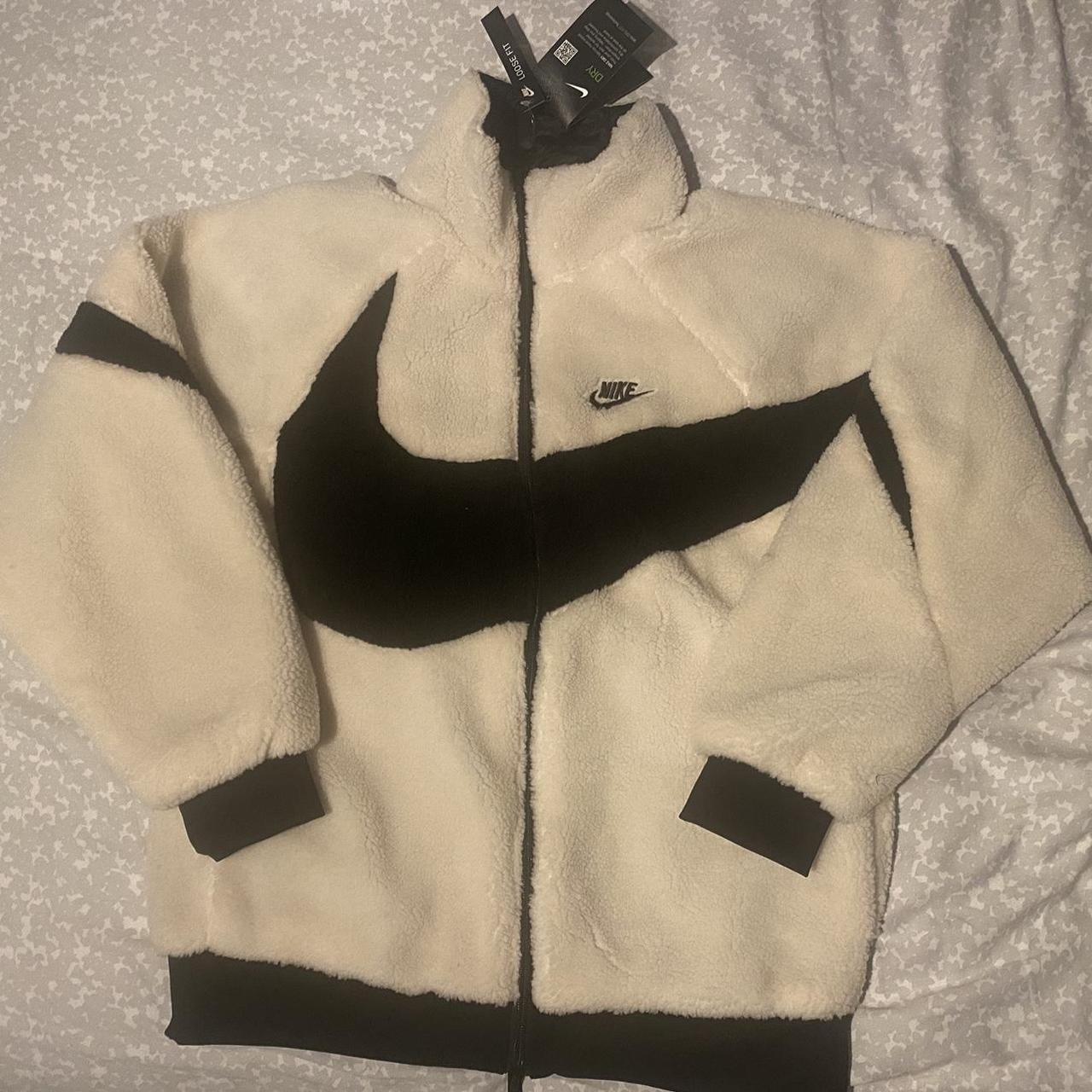 Cream and black Nike reversible fleece jacket Never... | Depop