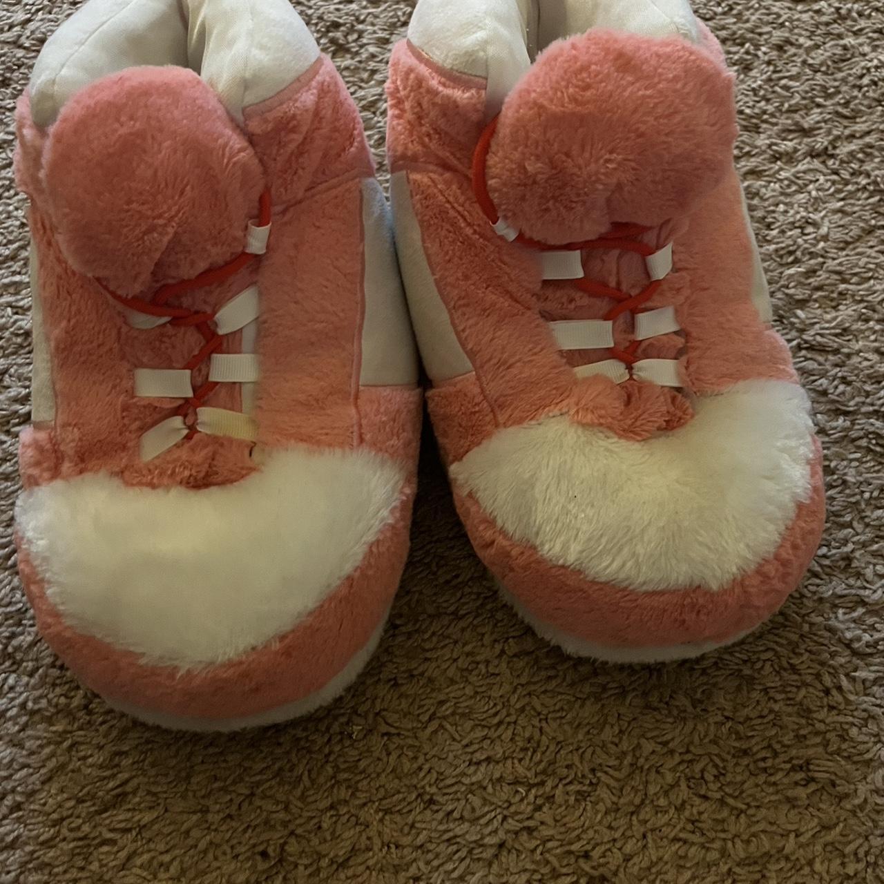 Pink and white slippers #sneakers #nike One size - Depop