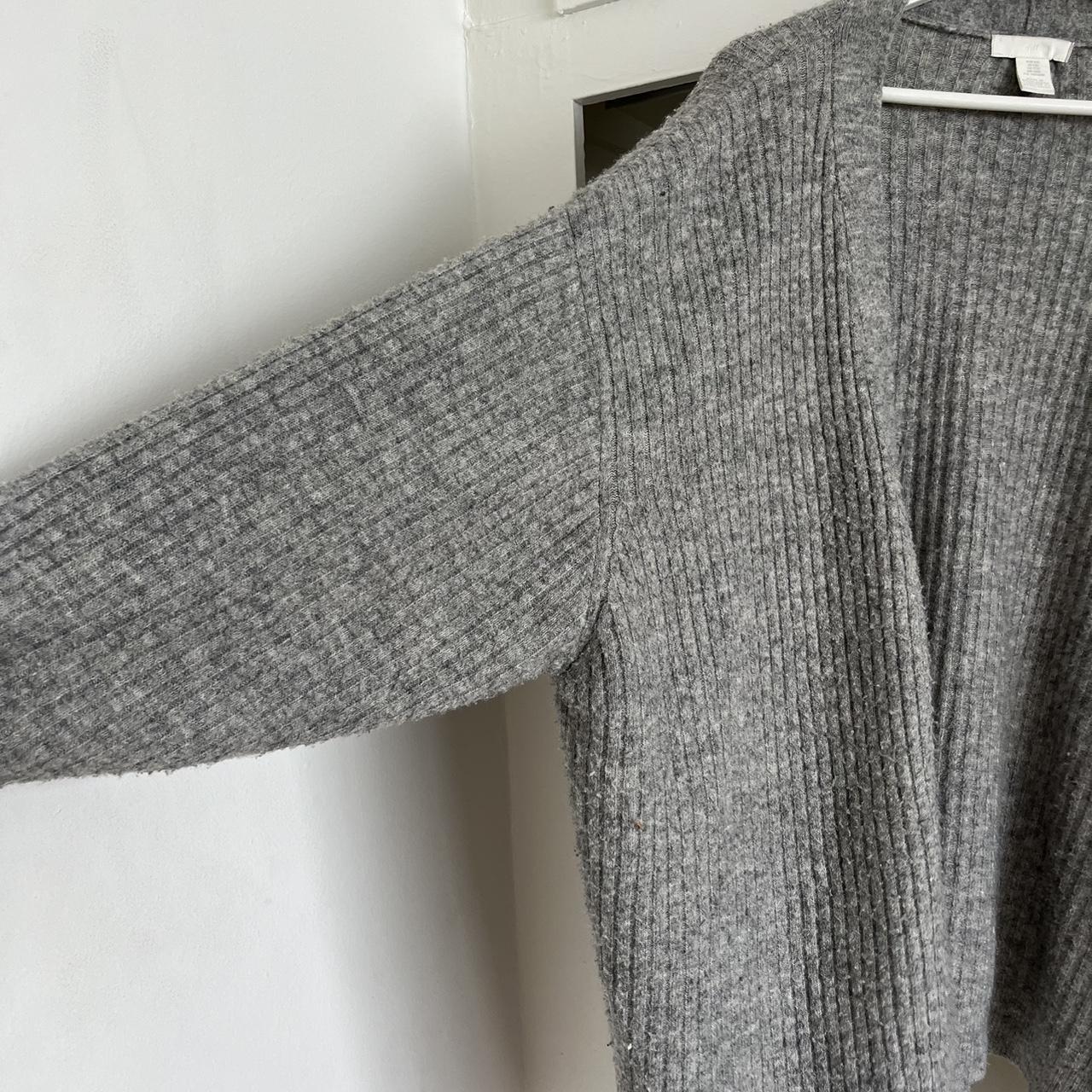 Cozy oversized grey cardigan - Depop